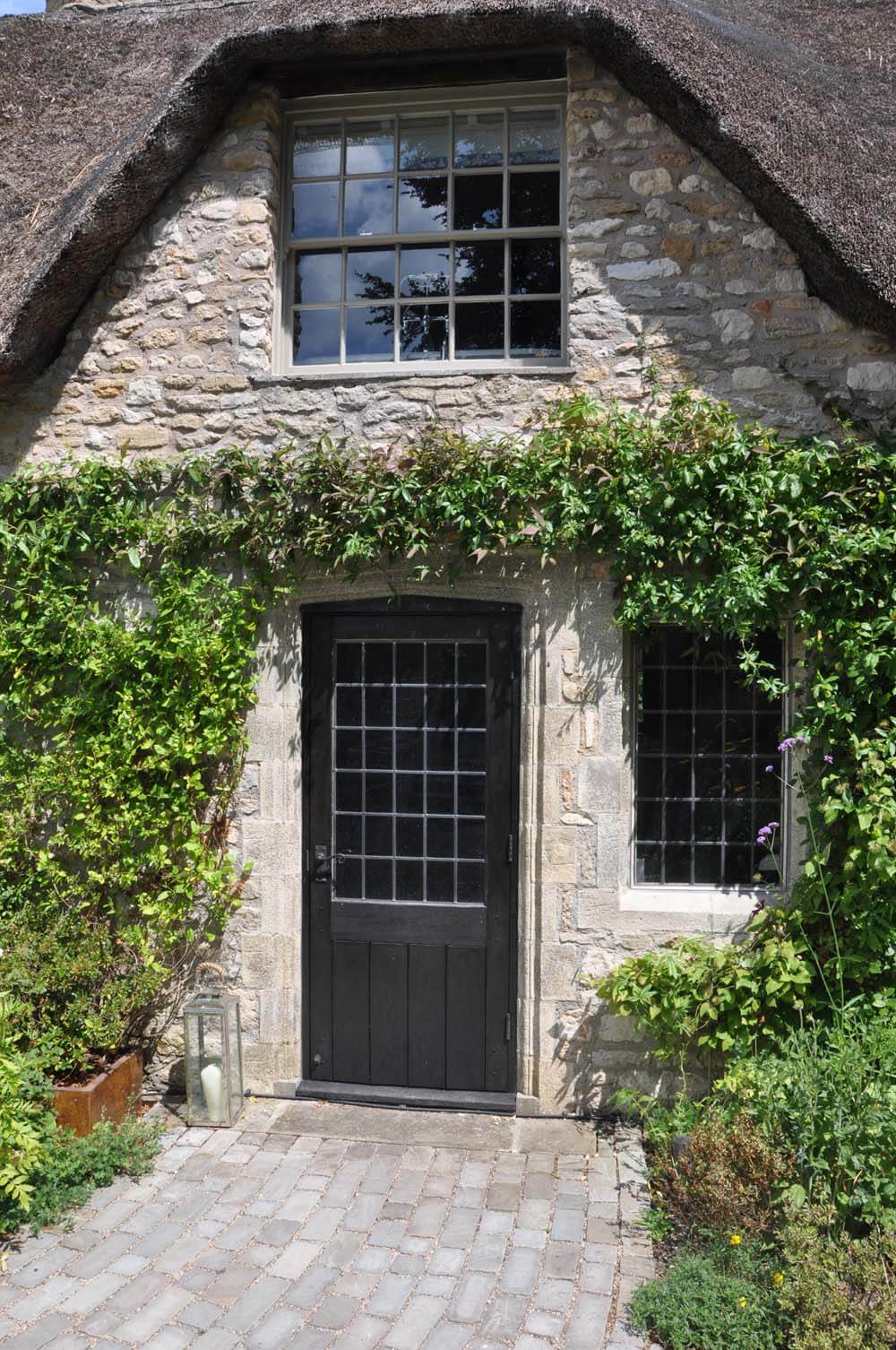 Priory Door - Stone Door Jambs & Door Surrounds - Redwood Stone