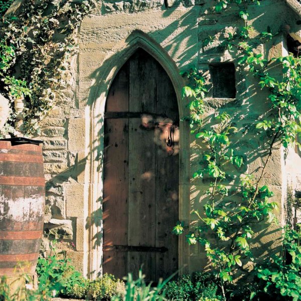 Secret Door - Secret Garden Design - Romantic Garden - Redwood Stone