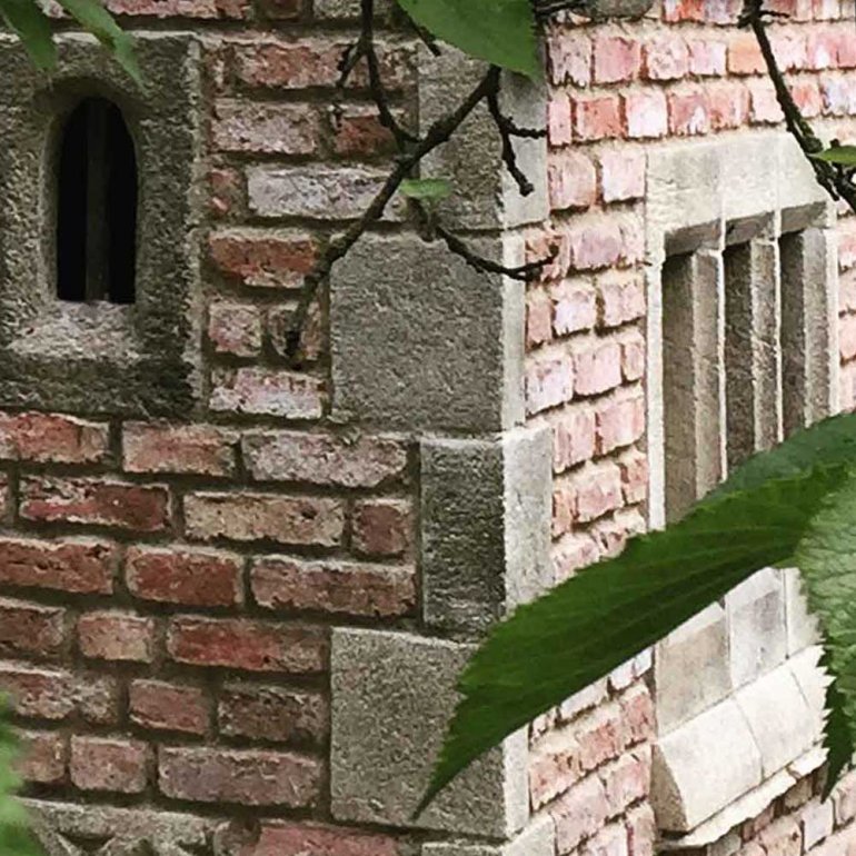 Quoins - Stone Quoins for sale - Walling Features - Redwood Stone