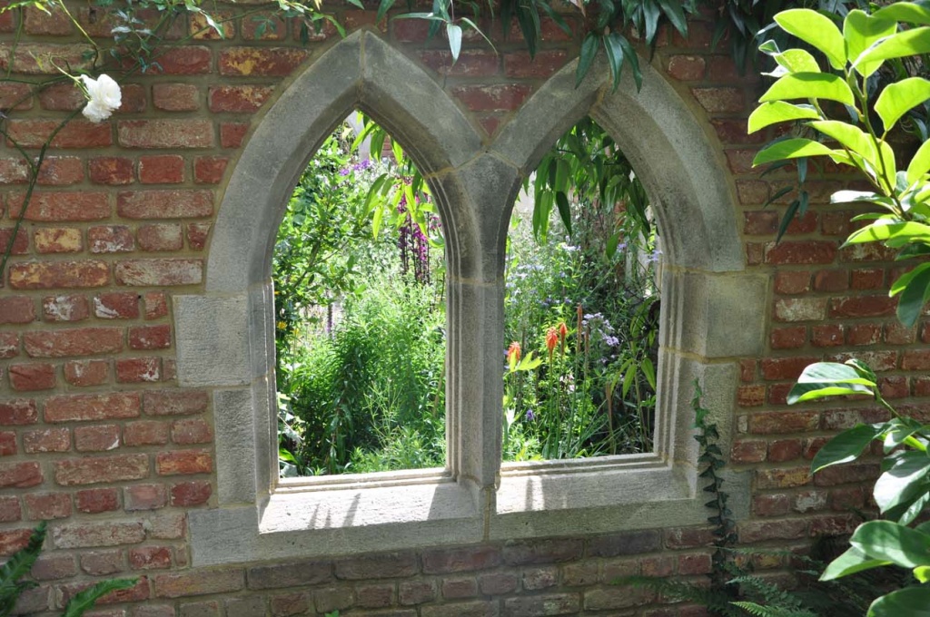 Gothic Arch Windows - Gothic Folly Parts - Redwood Stone