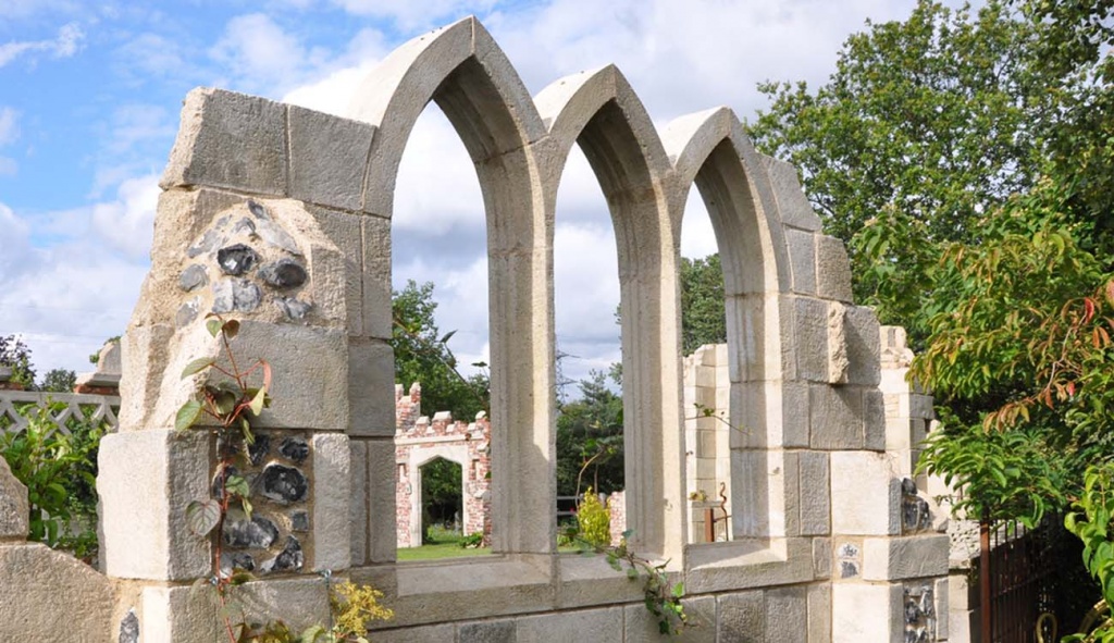 Gothic Arch Windows - Gothic Folly Parts - Redwood Stone