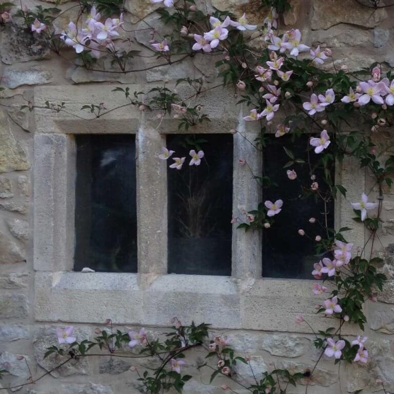 Mullion Windows - Stone Mullion Windows - Redwood Stone