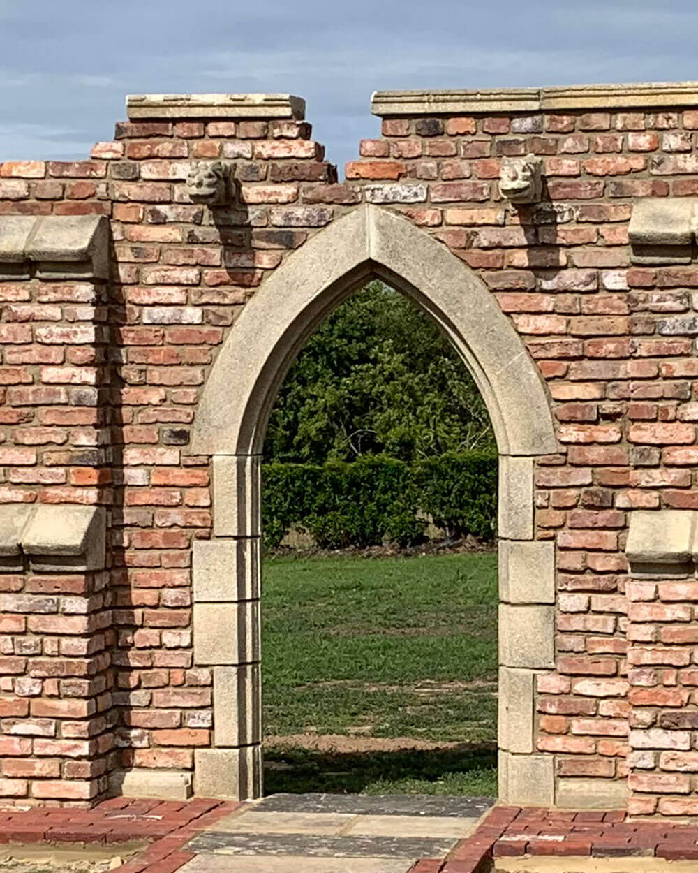 Faust Arch - Old Stone Arched Door Surround - Redwood Stone