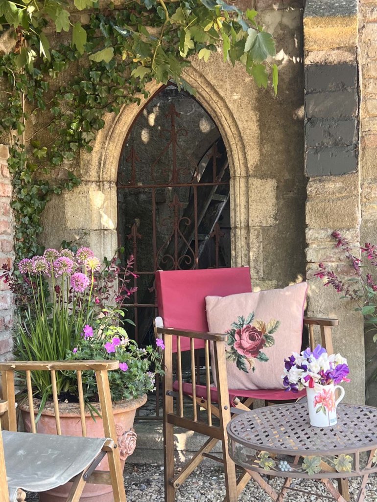 How to use a Folly in Garden Designs - Redwood Stone