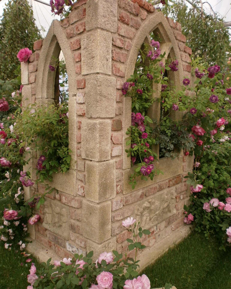 Small Beales Follies - Characterful Garden ideas - Redwood Stone
